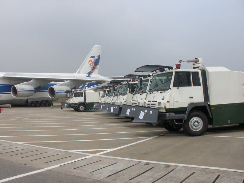 Wholesale AWD 4X4 Off Road Anti Riot Water Cannon Vehicle Customizing ...